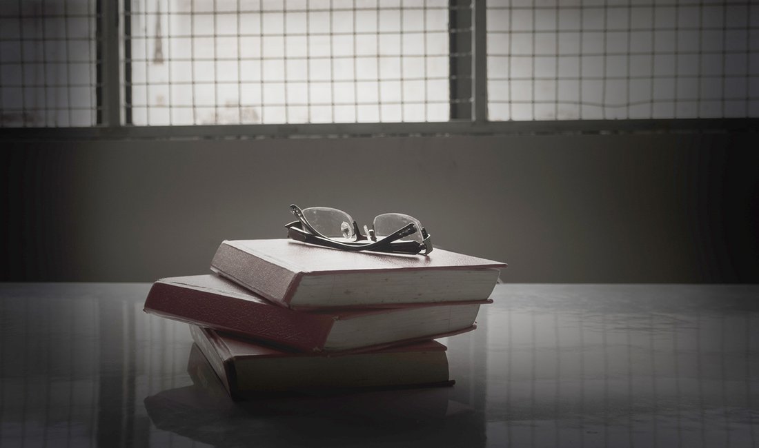 Transforming prison education through principal coaching