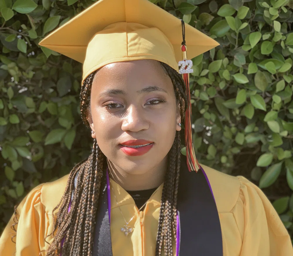 R14: Ashlynn Smith-Asharri